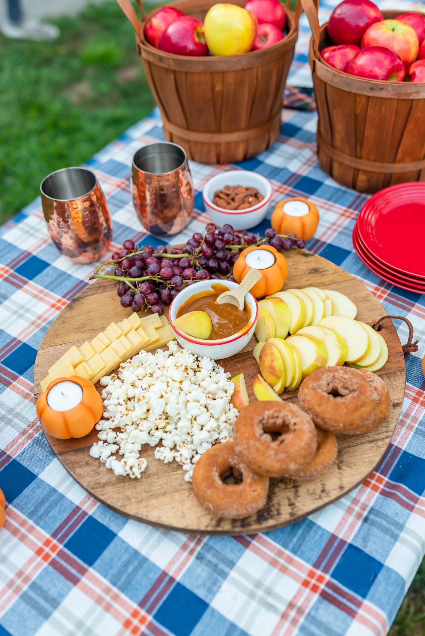 Fall Picnic Ideas to Usher in Apple Season | Kristy & New England