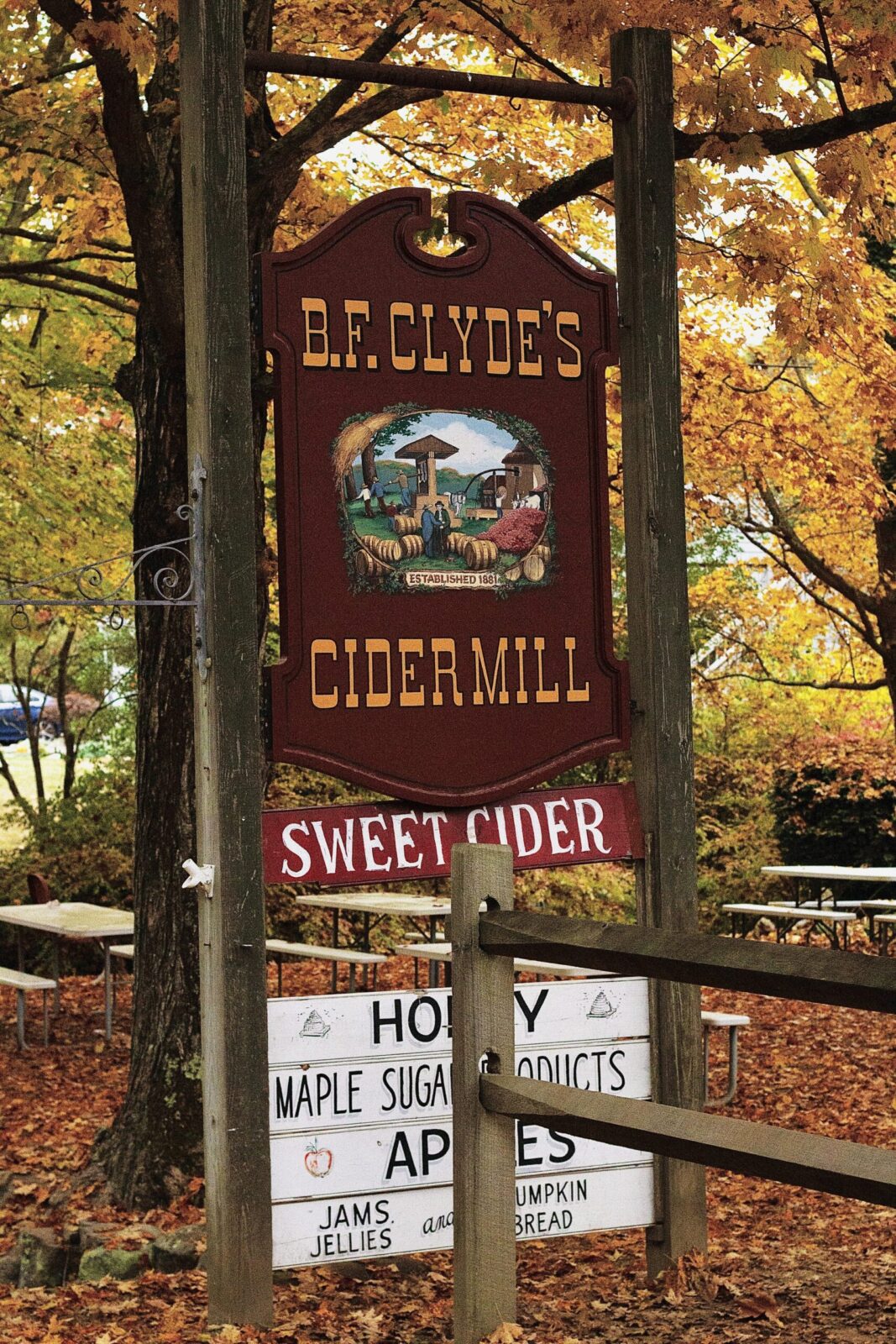 5 Favorite Fall Connecticut Towns to Visit | Kristy & New England