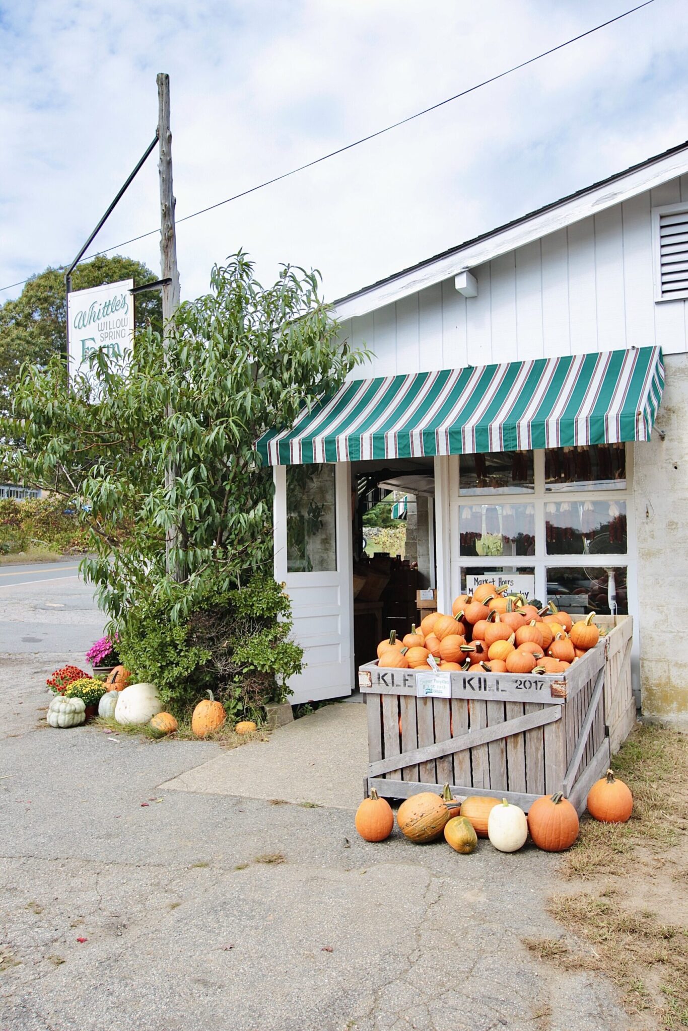 5 Favorite Fall Connecticut Towns to Visit | Kristy & New England